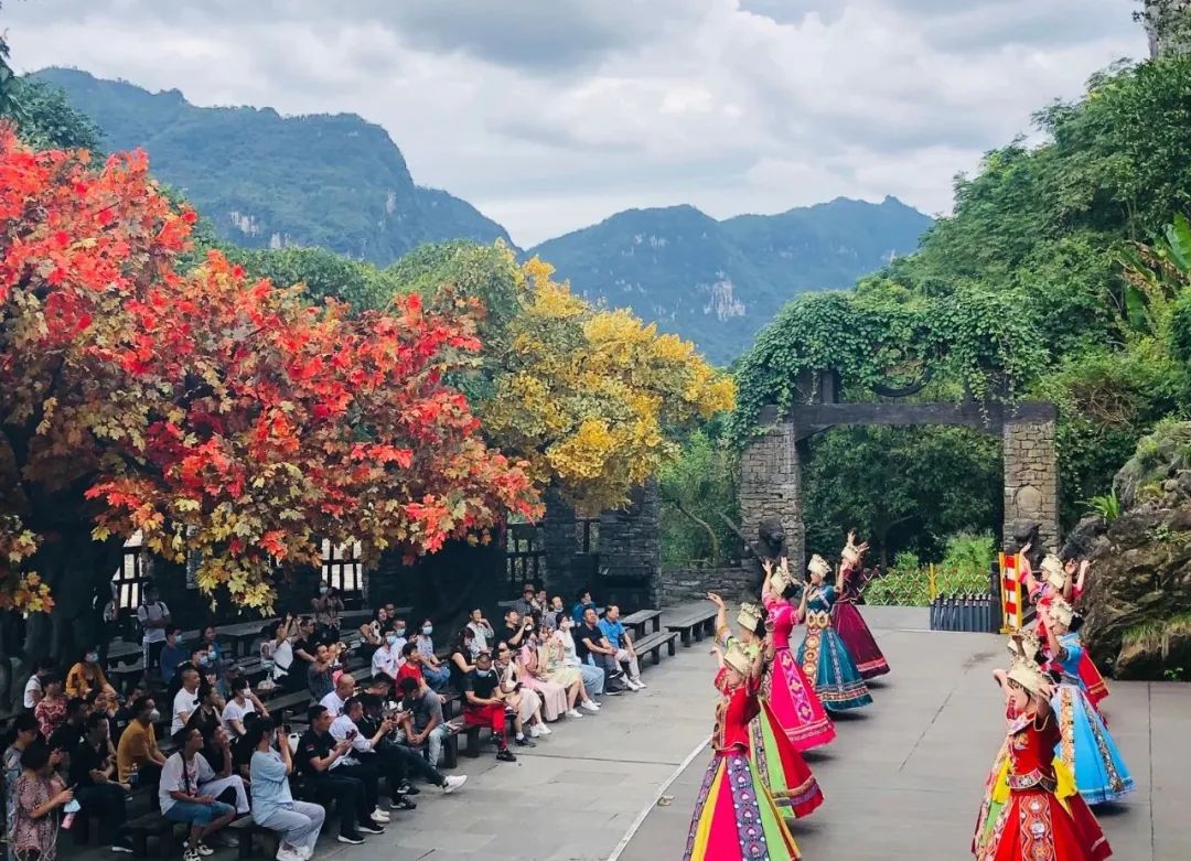 "Self-driving strategy" is coming!This Mid-Autumn Festival, on the road ...