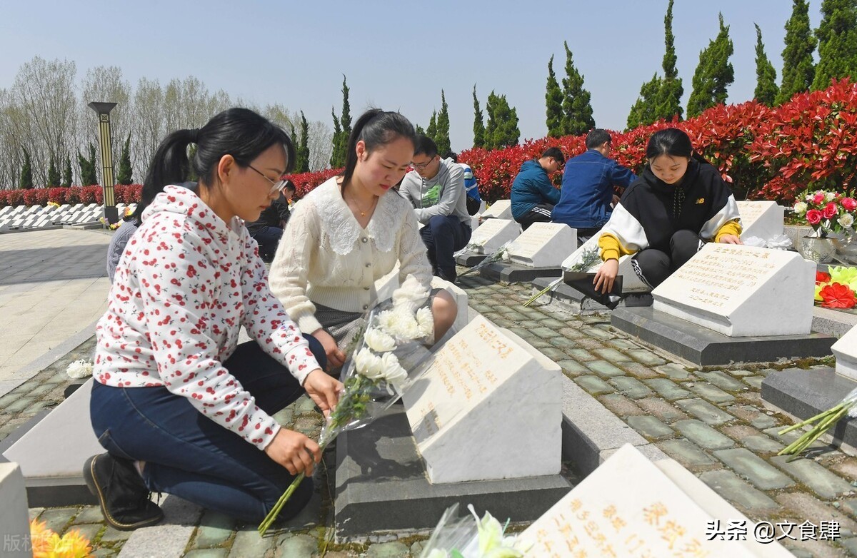 On Ching Ming Festival, ancestor worship and tomb sweeping is the ...