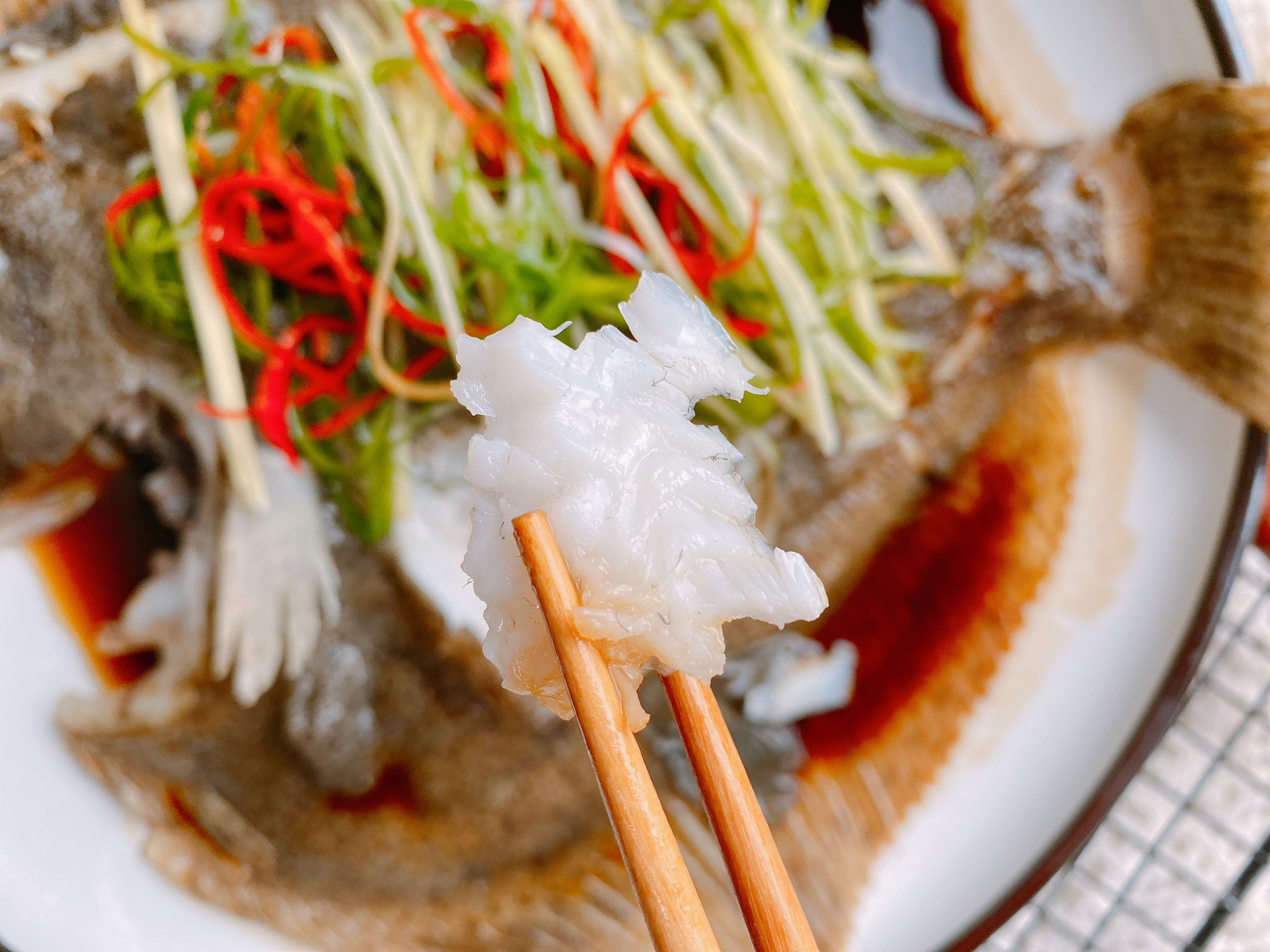 Steamed Turbot fish, keeping in mind the "2 elements", a simple ...