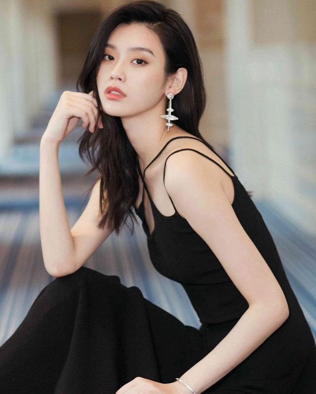 Xi Mengyao shows happiness for her baby, the interaction between mother ...