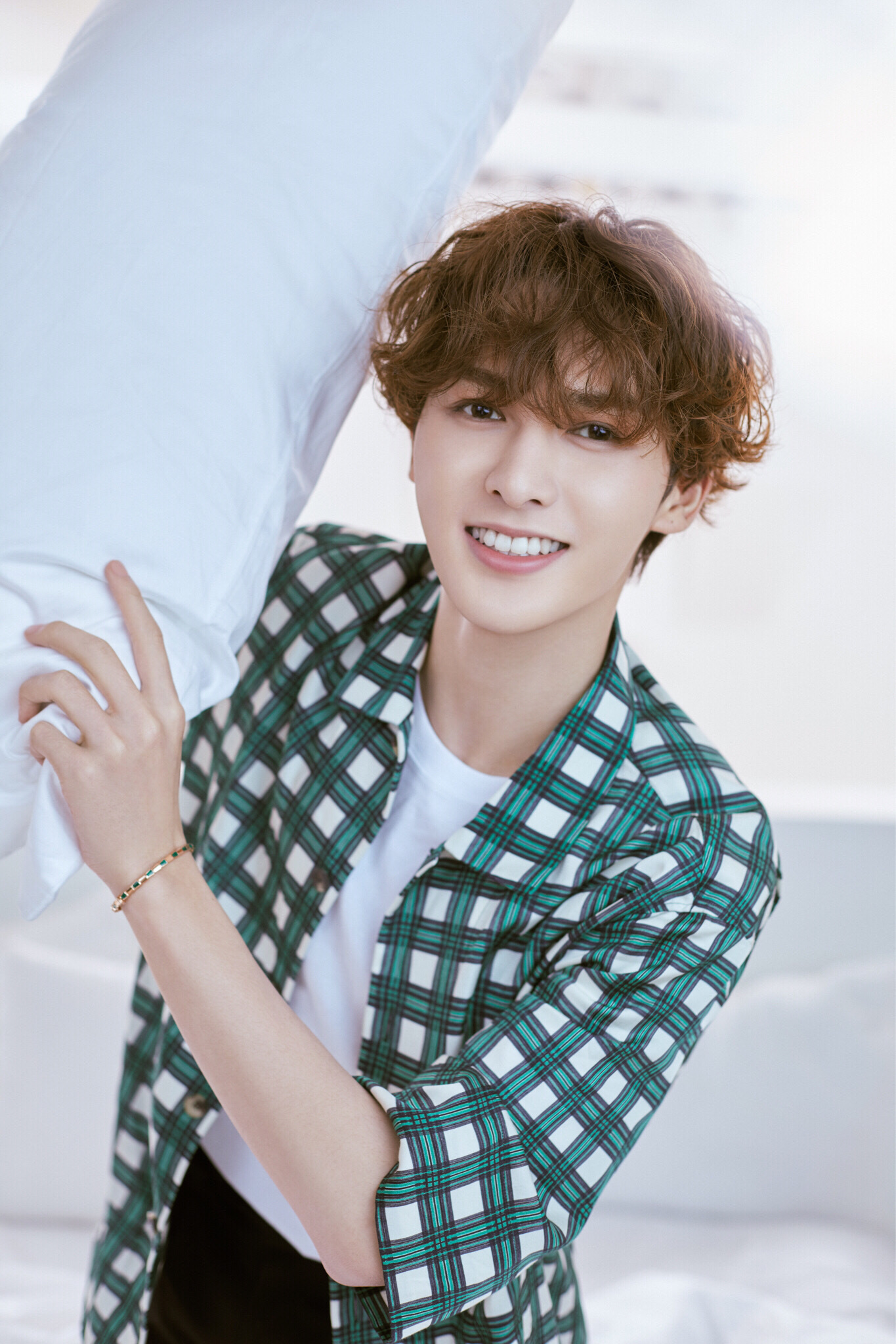 The exposure of Dong Sicheng and Huang Xuxi's health picture is indeed ...