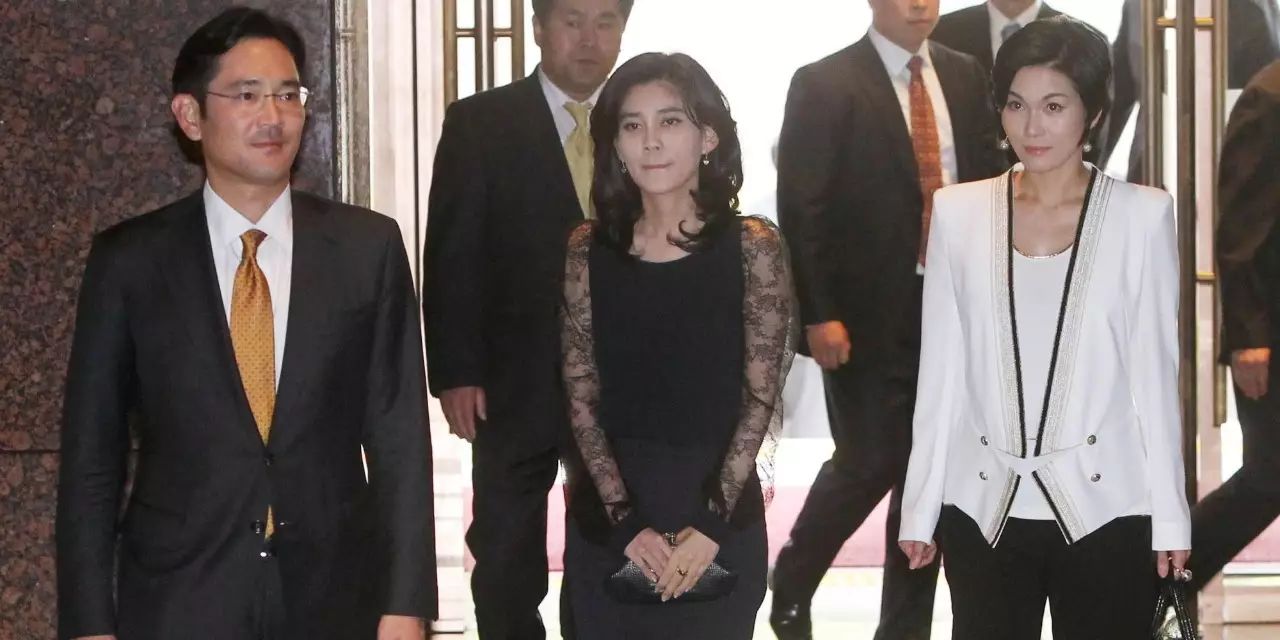 She is Samsung's unloved daughter. More than ten years later, with a ...