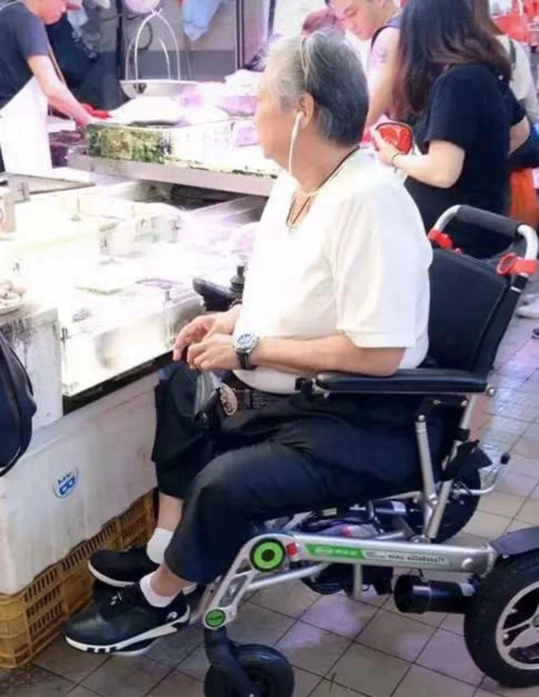 The 72-year-old Sammo Hung is in good spirits for dinner, his 16-year ...