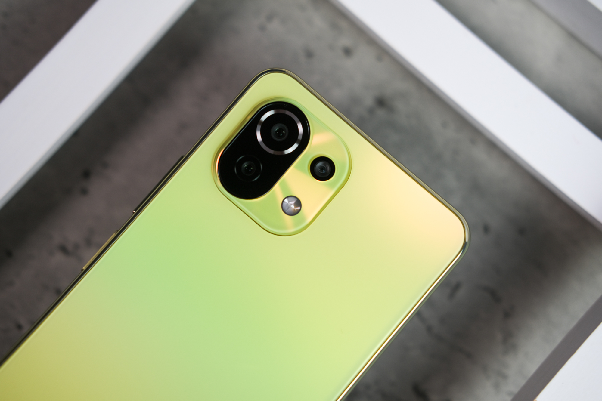The world's thinnest 5G mobile phone is “confirmed”, 6.81mm+159g, and ...