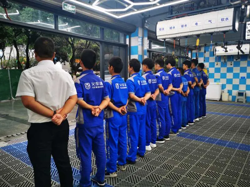 From car washers to 7 mid-to-high-end beauty salons, Li Yajun in ...