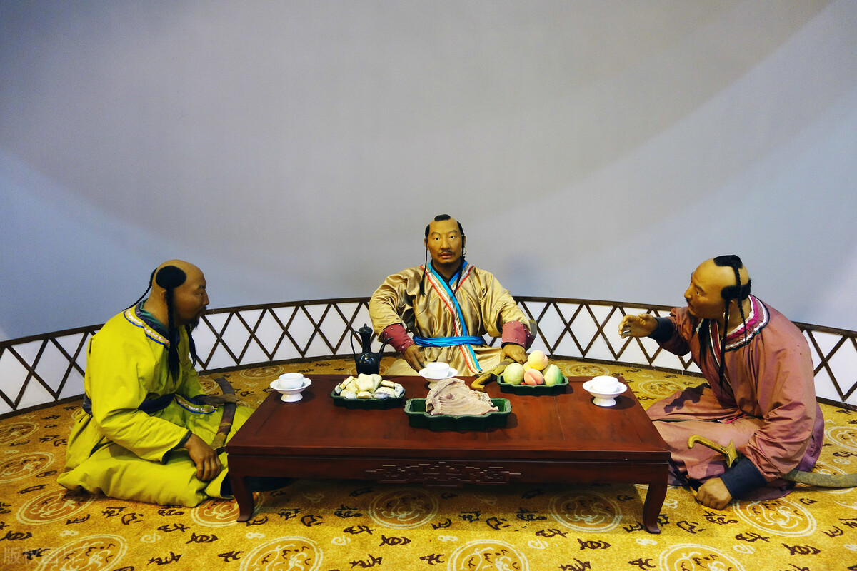 Yelu Abaoji put down his brothers' rebellion, killed Qibu Yilijin and ...