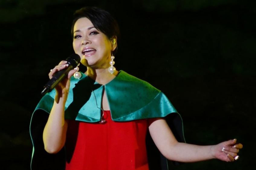 Mao Amin "turns over" on the stage, his breath is unstable but bites ...