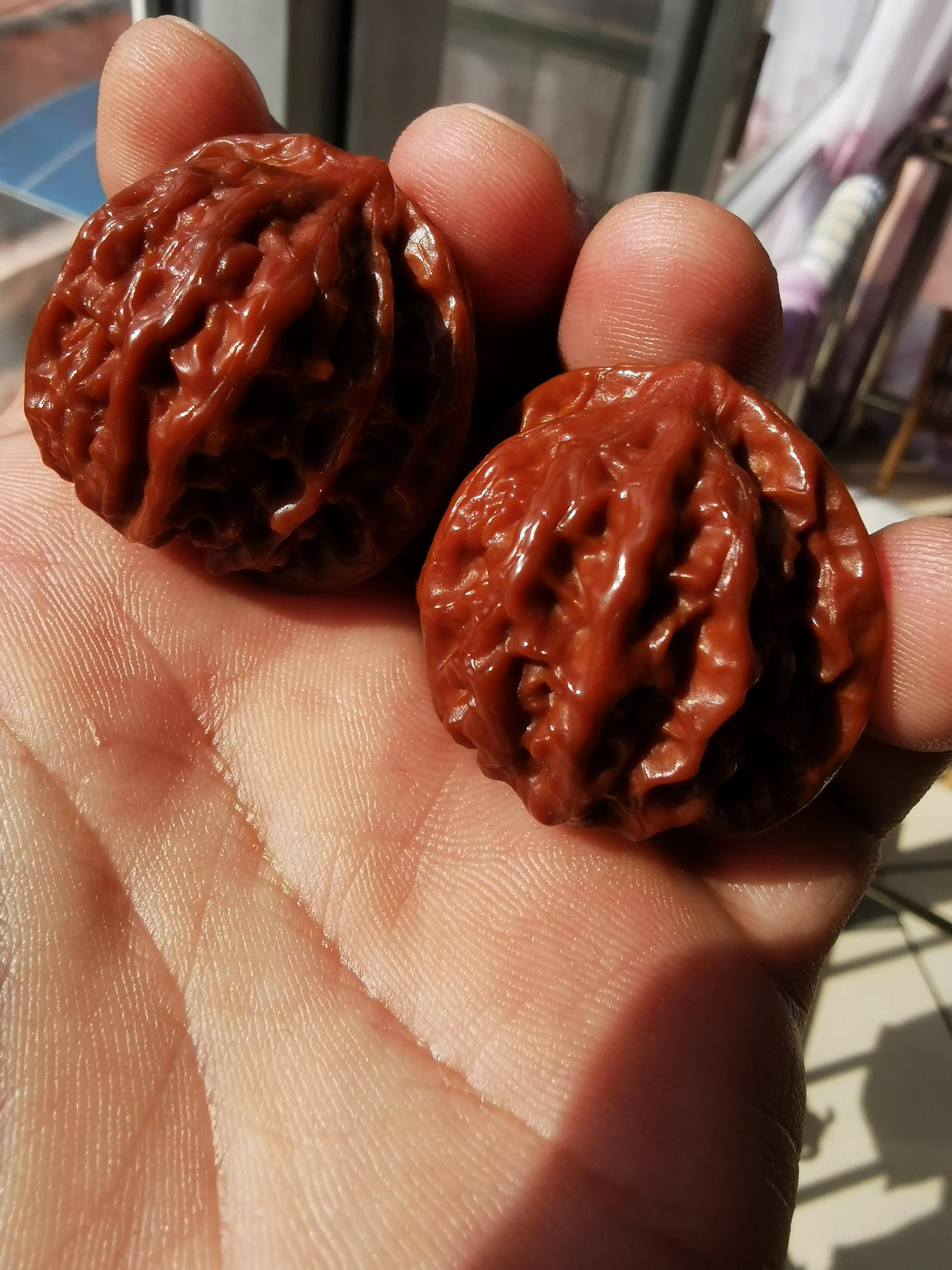 Walnuts that have been plated for 10 years, are they considered jade ...