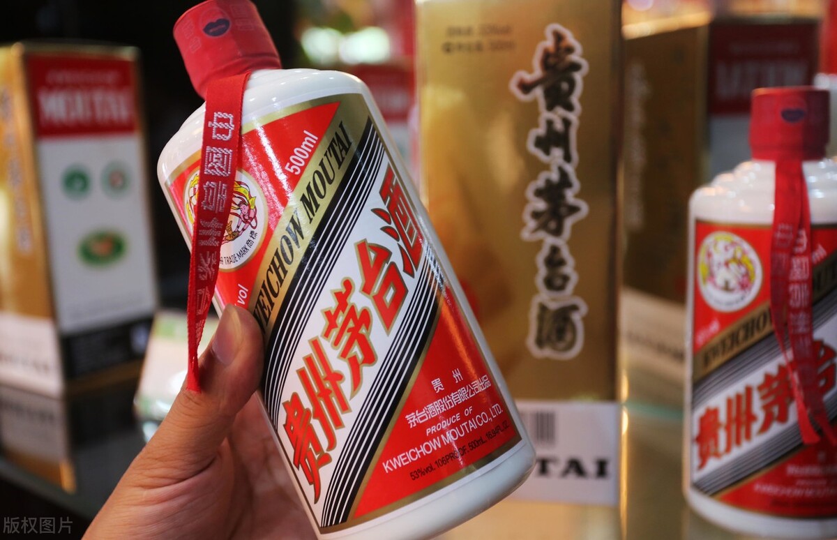 Maotai, which Chinese can't afford, why is he so expensive? - iNEWS
