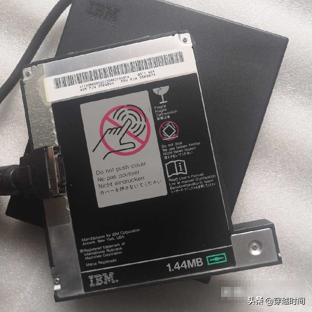 Traveling through time, look at the classic notebook with the largest ...