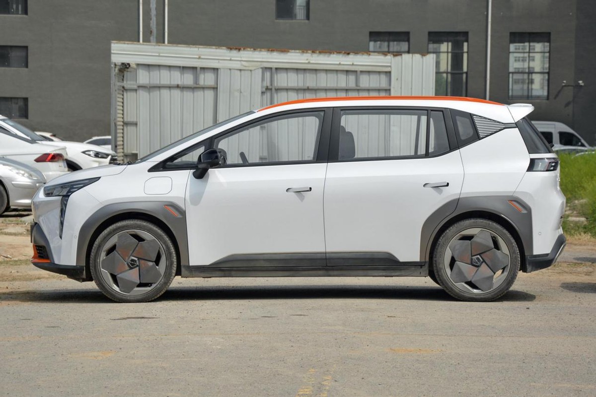 It is positioned as an SUV, but it looks exactly like an MPV, and the ...