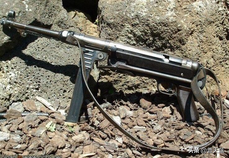 Famous submachine gun during World War II-Thomson submachine gun - iNEWS