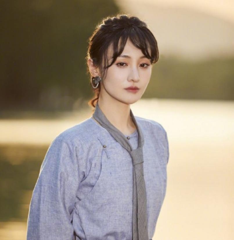 After many days, Zheng Shuang rarely uttered a voice, and no longer ...