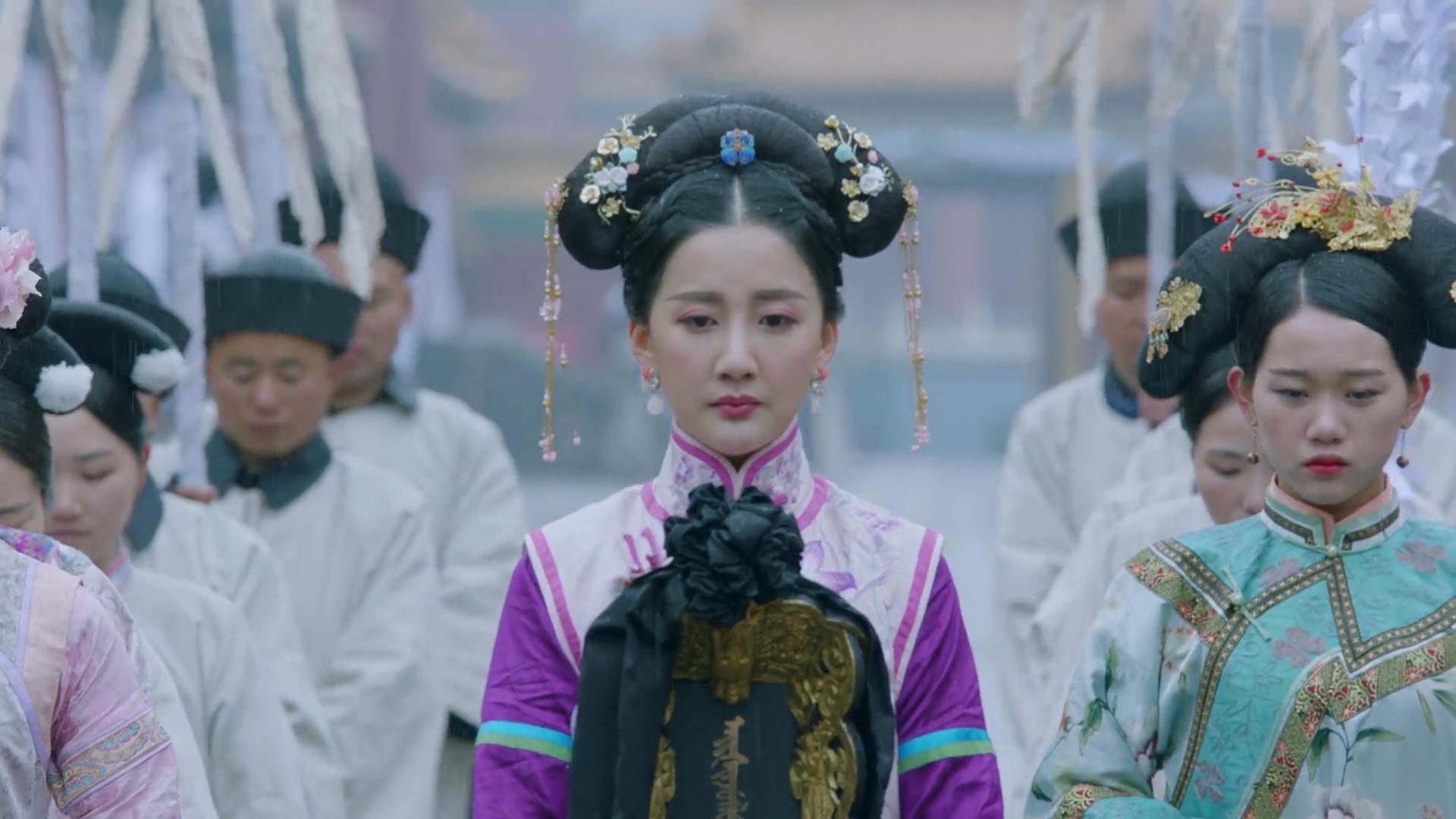 Married to Nurhachi at the age of 12, became a concubine at the age of ...