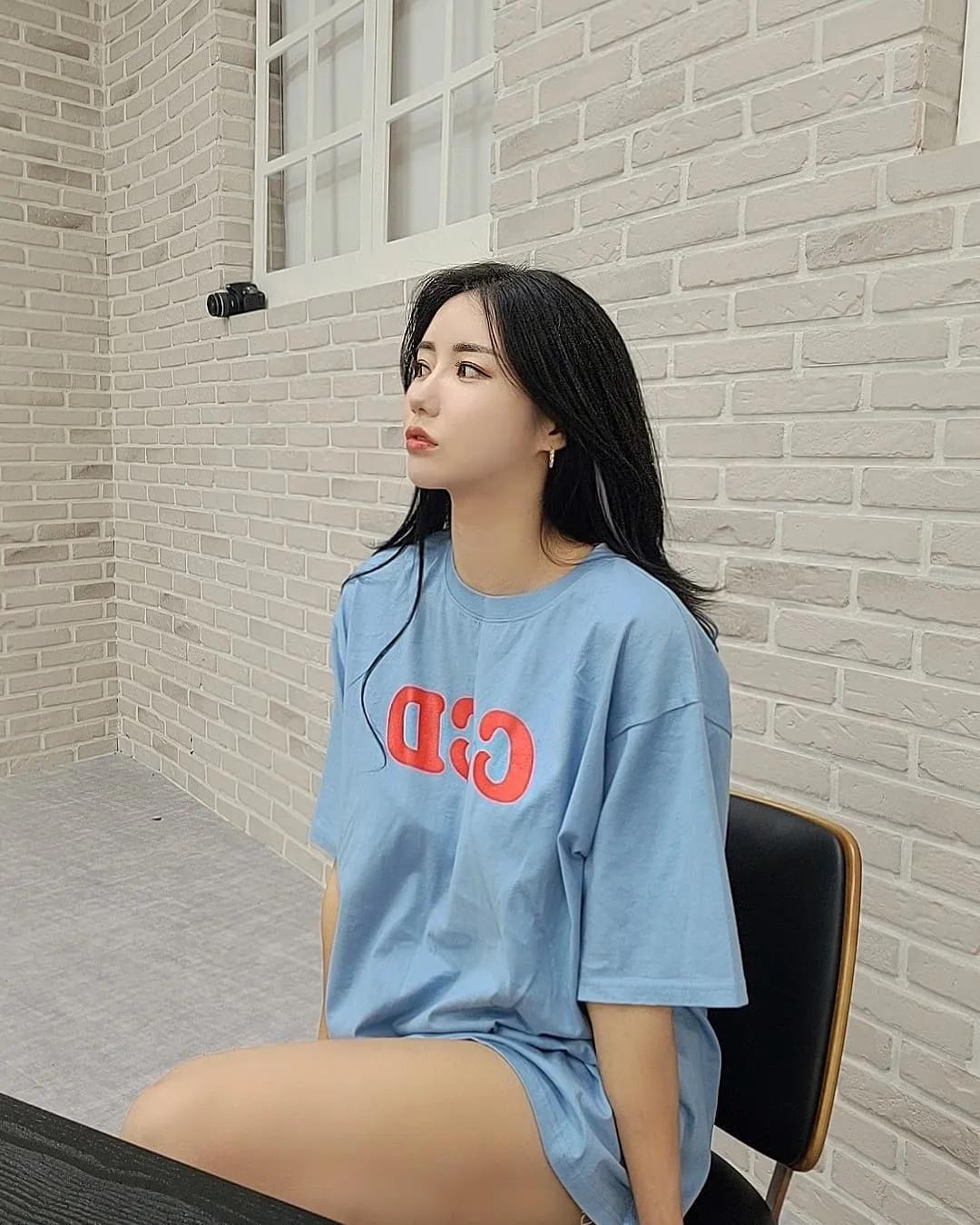 South Korean beauty model sola0508, a visit to Qingrencheng, then ...