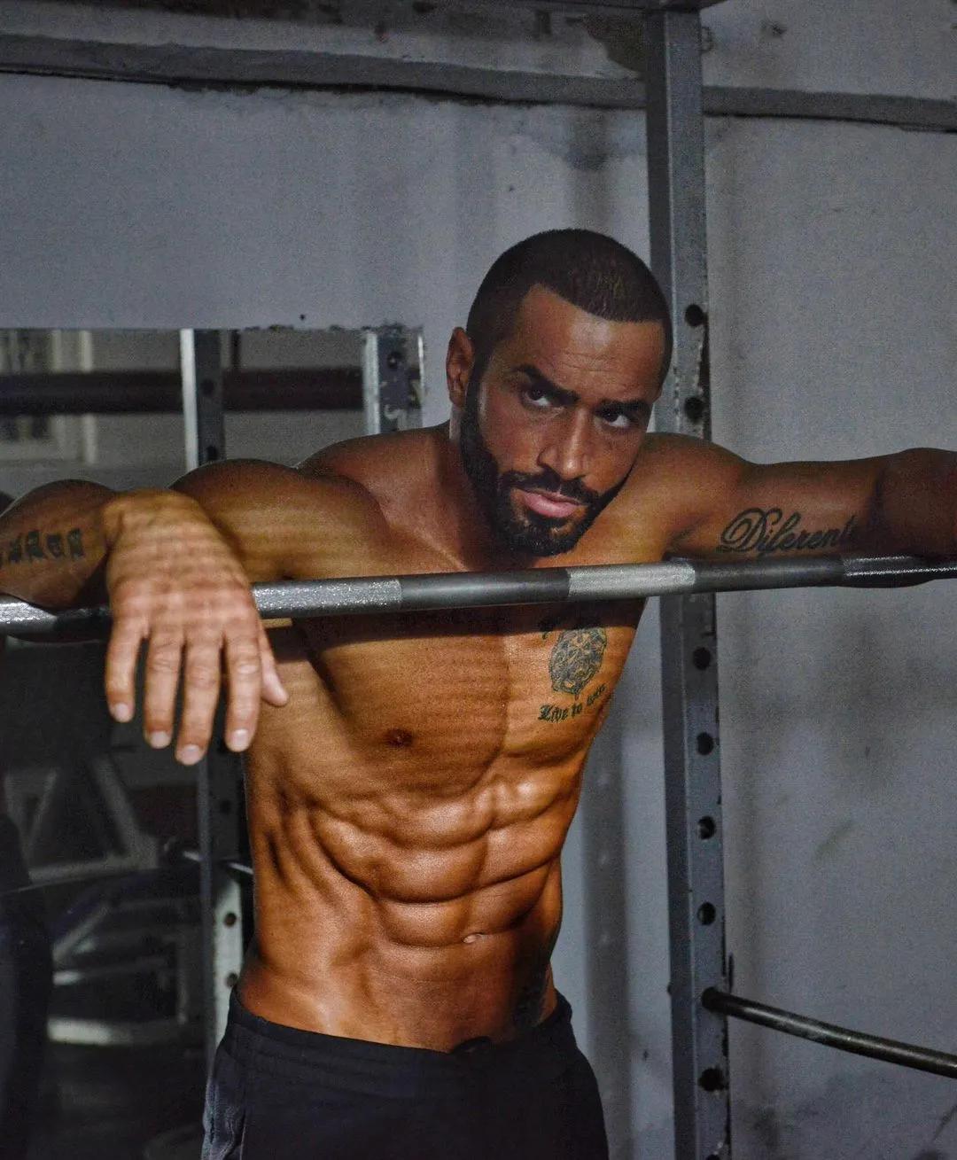 Lazar Angelov, the most perfect muscle in the world - iNEWS