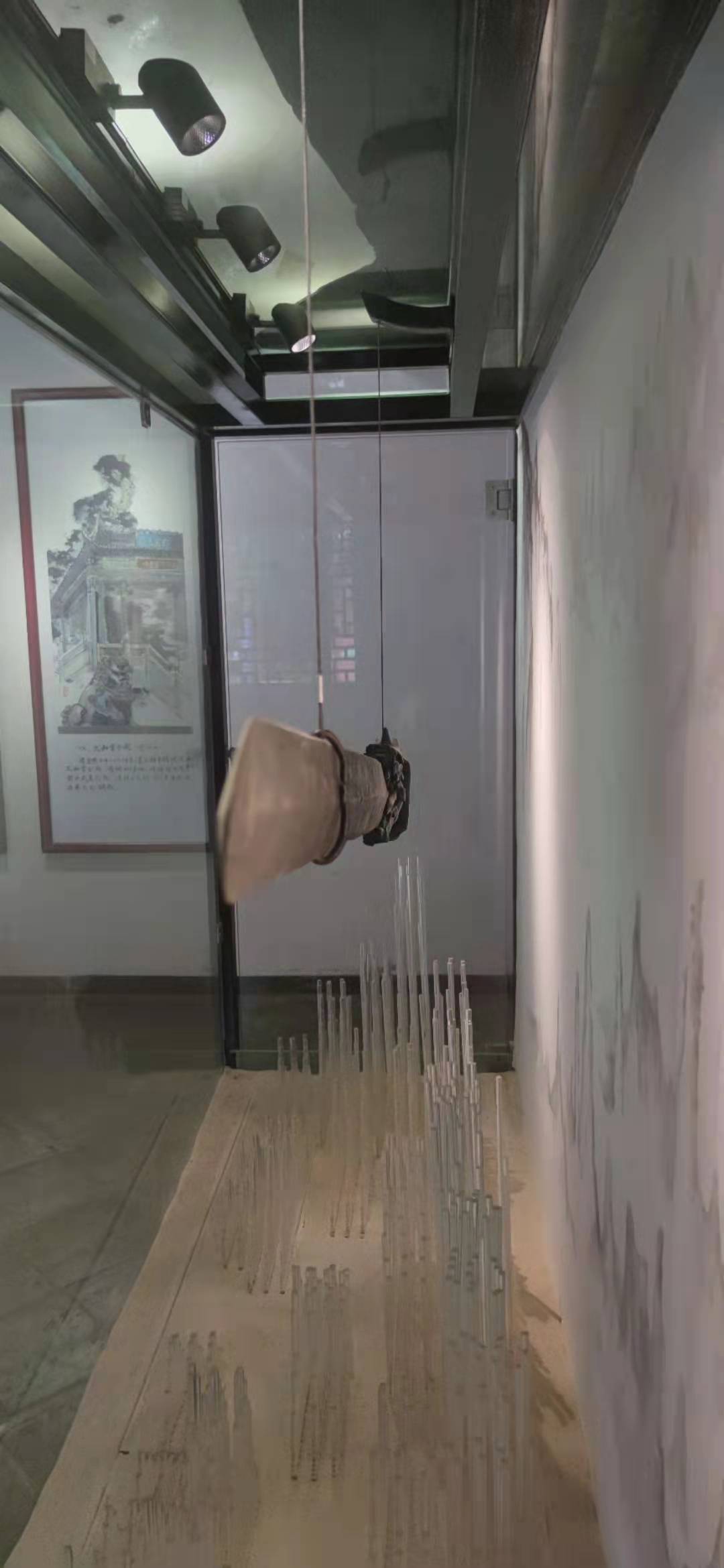 Group pictures!Have you seen Wu Sangui's 12-jin sword in Kunming Golden ...