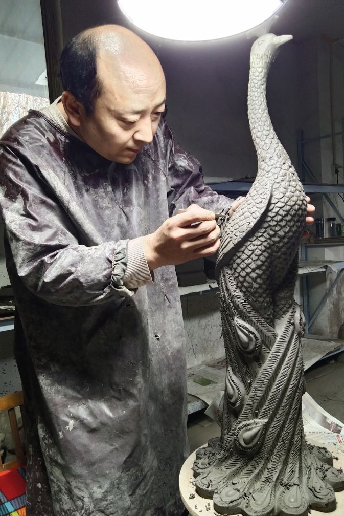 Zhao Yanlin: Focus on the traditional skills of Ru porcelain, never ...