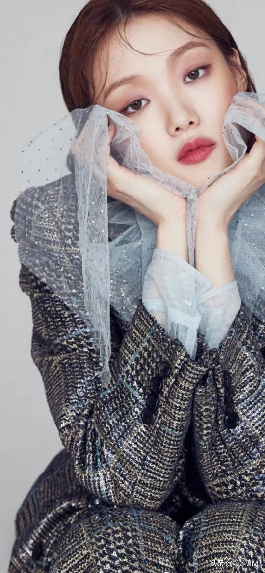 South Korean leg spirit Li Jingwen, the heroine in "Weightlifting Fairy ...