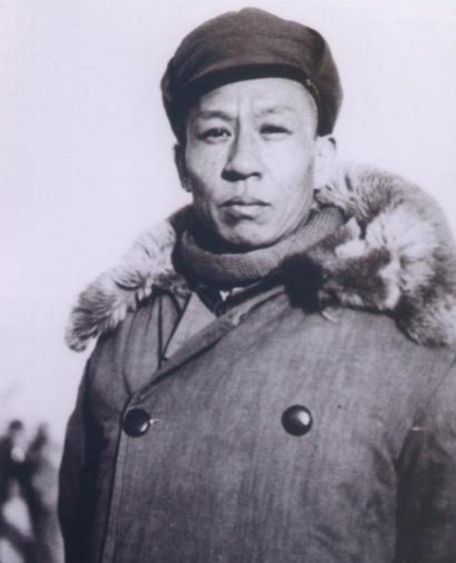 In 49 years, the major general of the military command put on the PLA ...