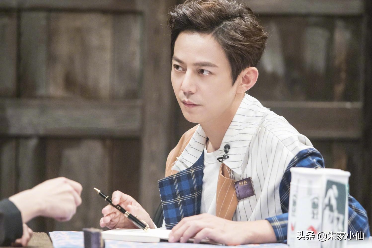 Eat melon front: Zhu Yilong, He Jiong, Hua Chenyu, Zhang Bichen, Wang ...