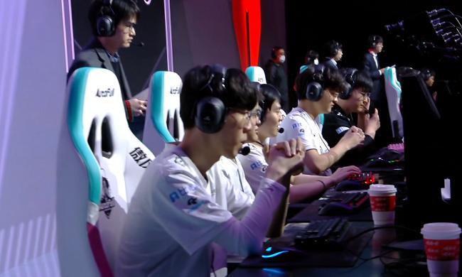 IG refreshes the LPL record, becomes the first 11000 kill team, leading ...