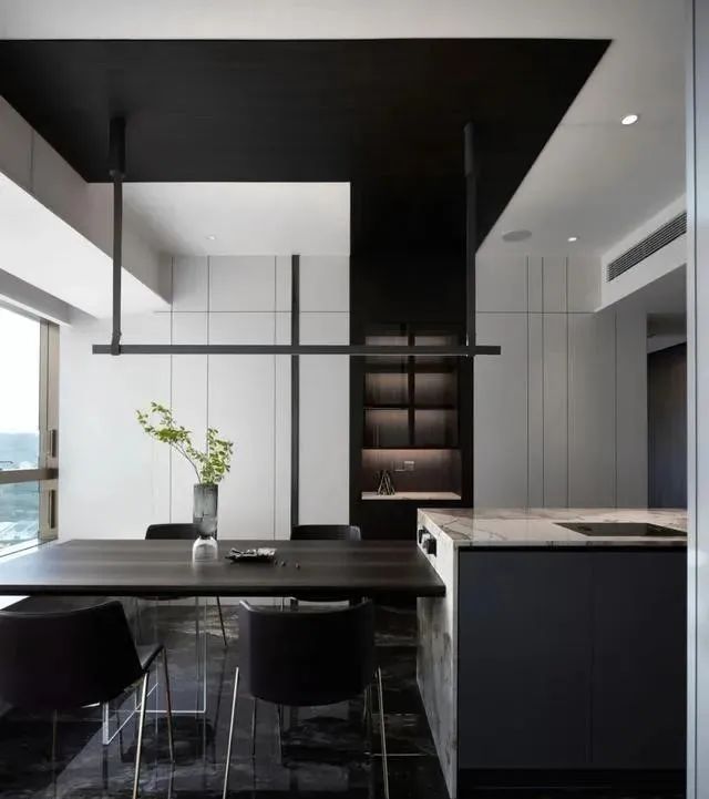 280 square meters large flat floor, capable and advanced space look and ...