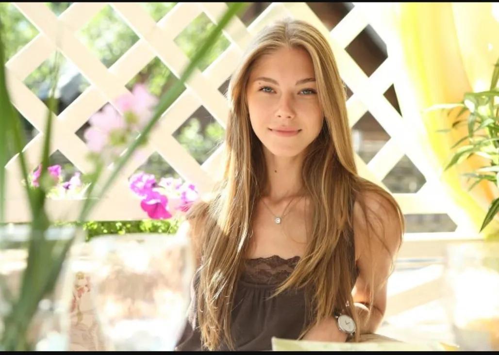 "Industry Encyclopedia" No.10-Krystal Boyd - iNEWS