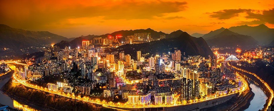 Tianfu Sichuan, approaching Panzhihua, the flower of third-line ...