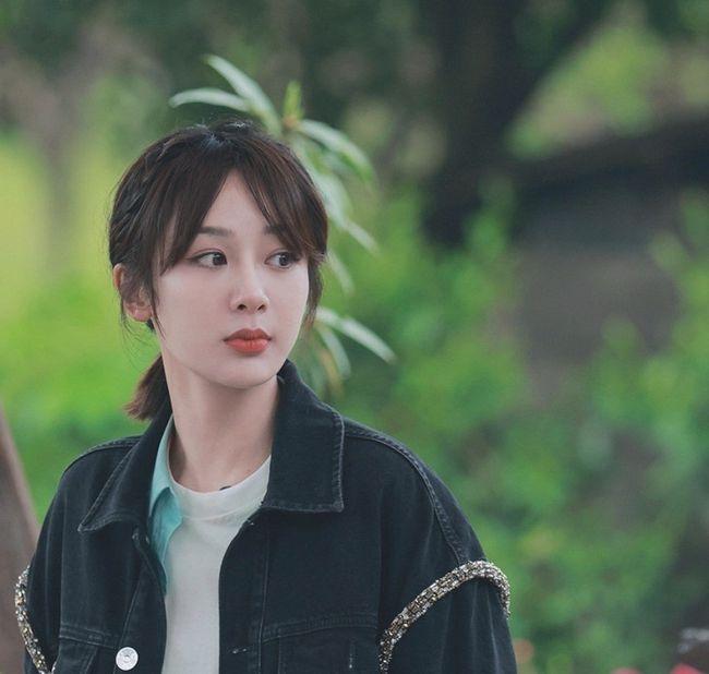 Upright boy Zhang Yixing!After watching his interaction with Yang Zi, I ...