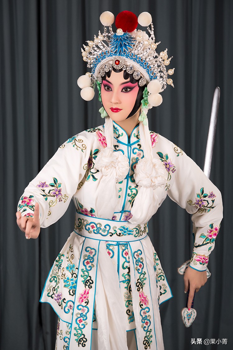 Guo Xiaojing-Peking Opera Photo, Huayun Peking Opera Photography - iNEWS