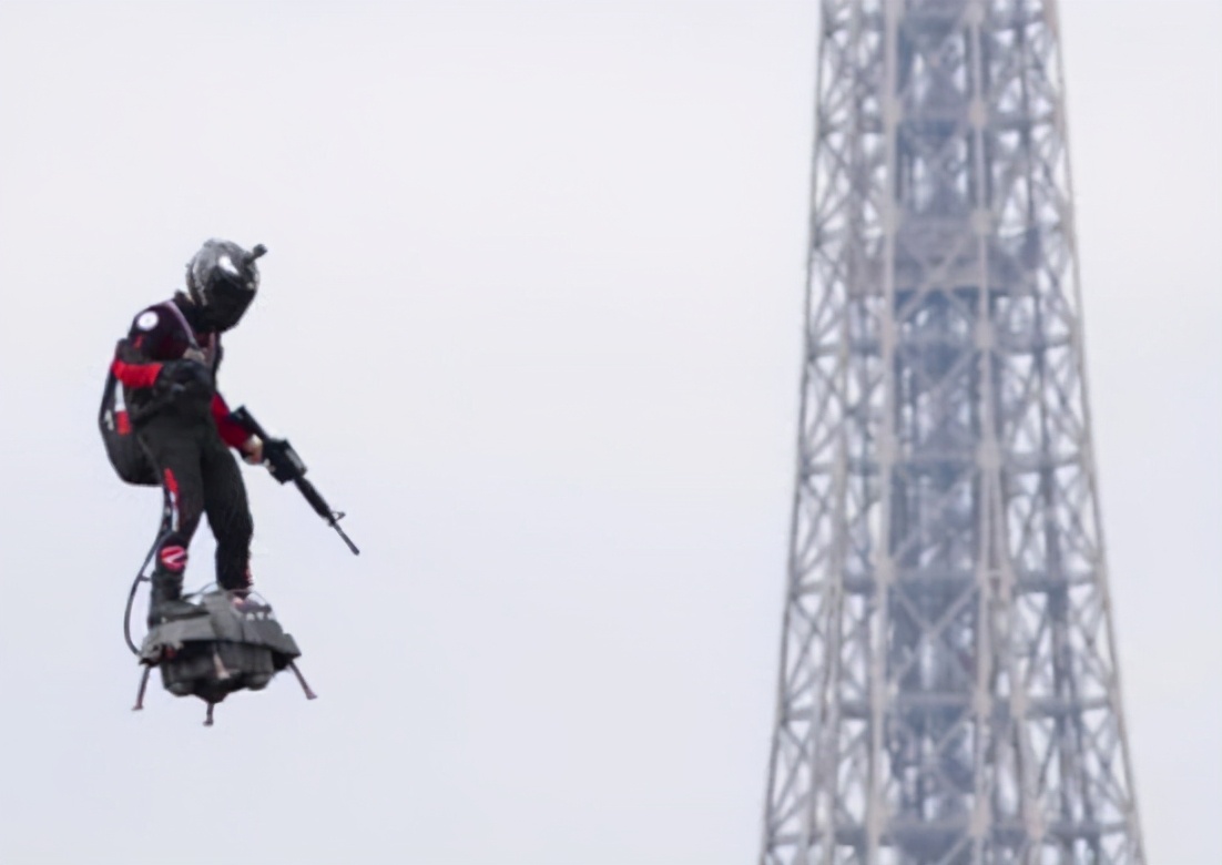 The flying scooter came out: so that every soldier can fly up to 20 ...