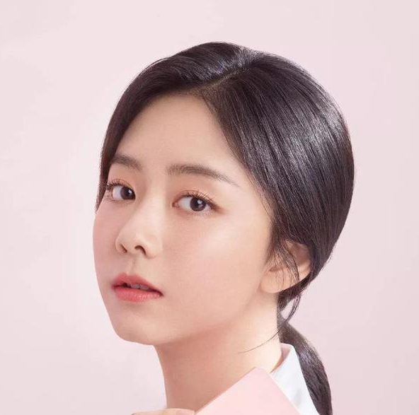After "Autumn in July", Tan Songyun's new film is named "August Weiyang ...
