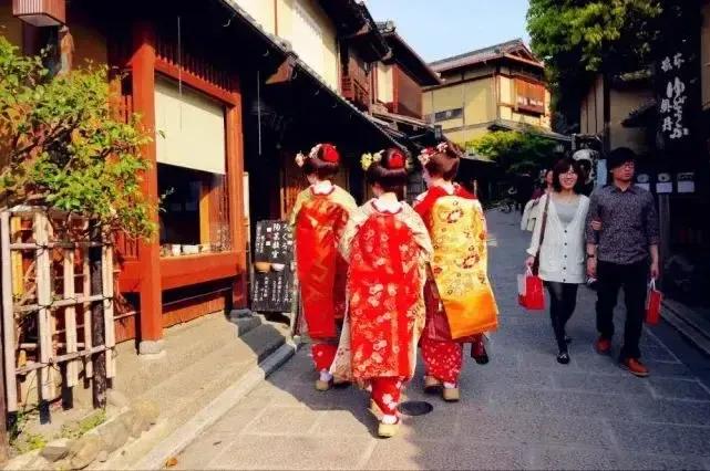 Dalian Japanese style street? - iNEWS