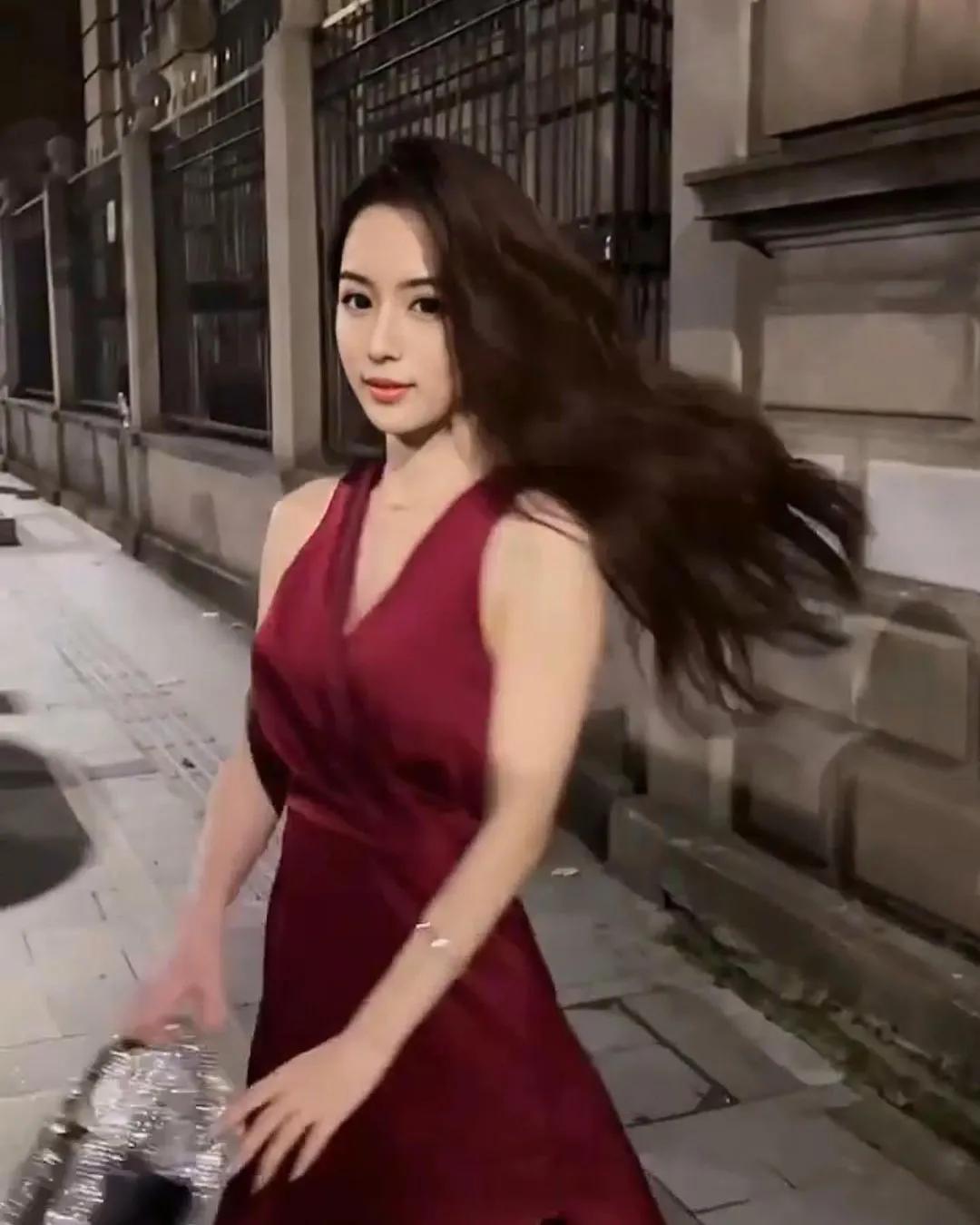 Ashley Cheung, the model, the skin is like fat, the face is like white ...