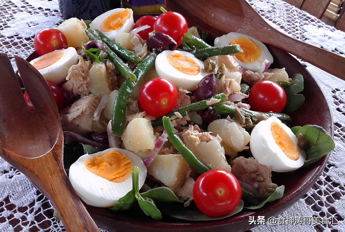 Three meals a day for a Monaco family, what do they like to eat, and ...