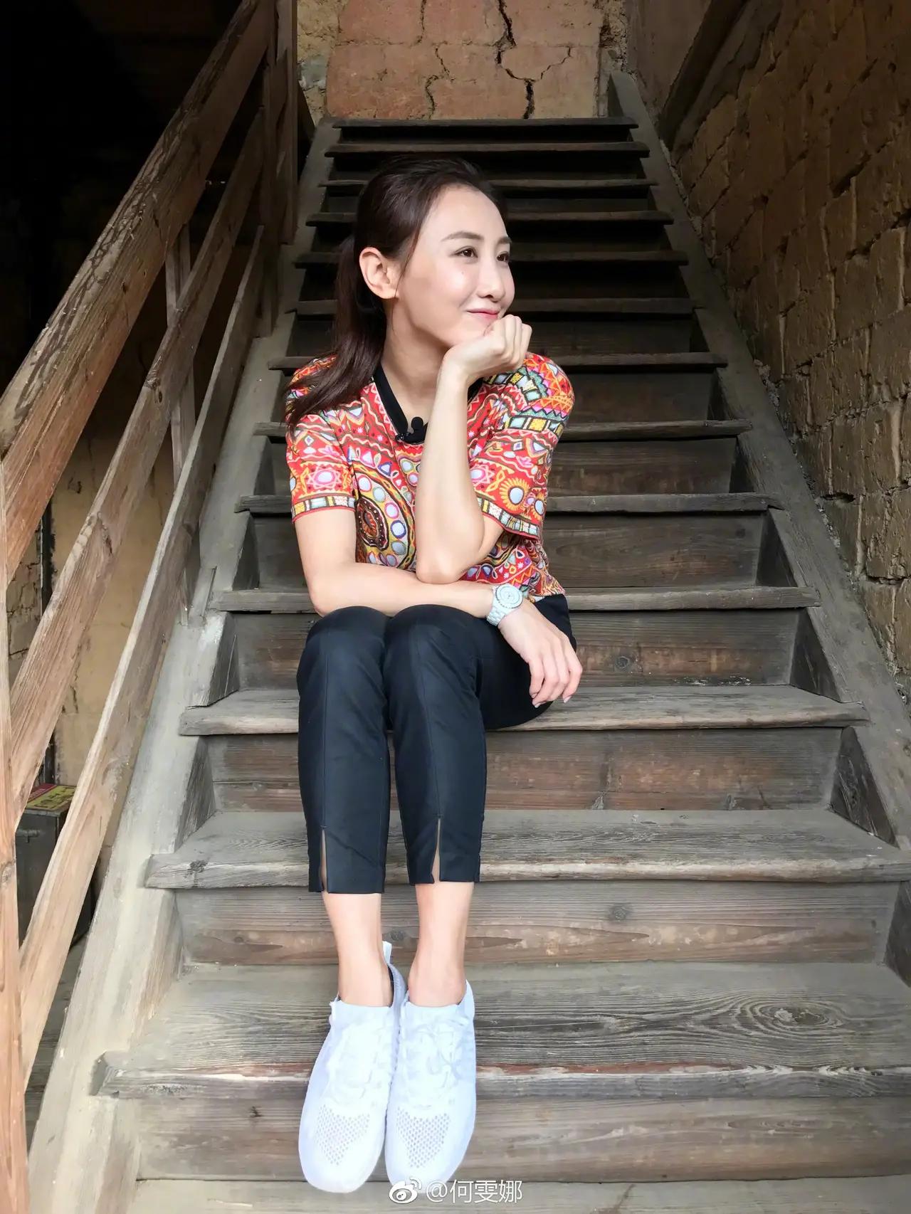 He Wenna, who has been married, is still the beautiful trampoline ...