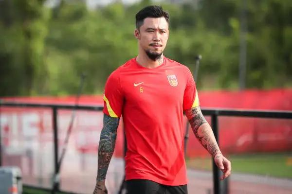 Li Tie's intensity training yielded results.Body fat rate Zhang Linpeng ...