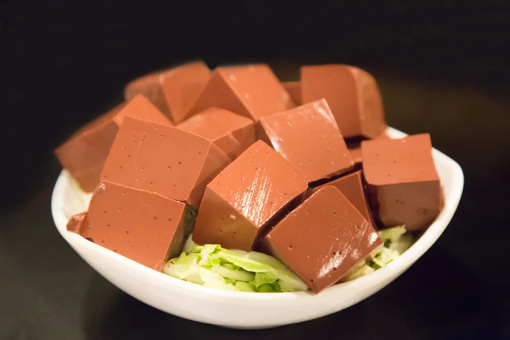 Hard duck blood VS soft duck blood, which is the real duck blood? - iNEWS