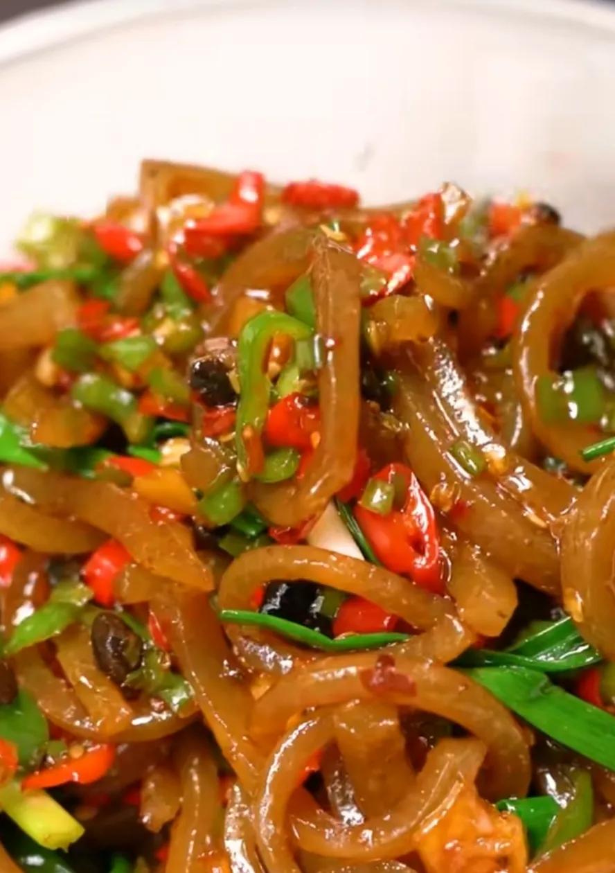 Teach you 9 ways to eat pigskin, the ingredients are cheap, the method ...