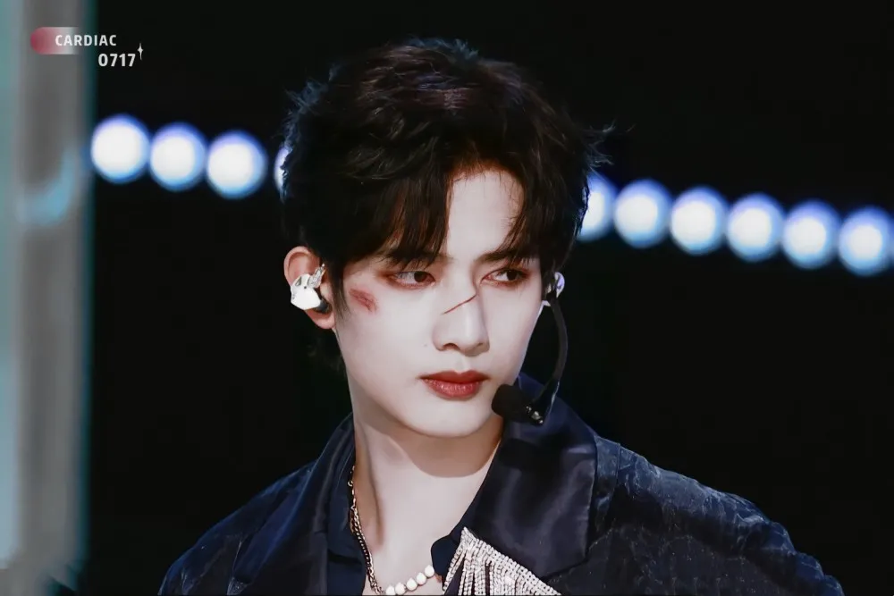 Little gossip, Wu Qianbai Jingting, Li Jiahang, Gan Wangxing, Ge Xinyi ...