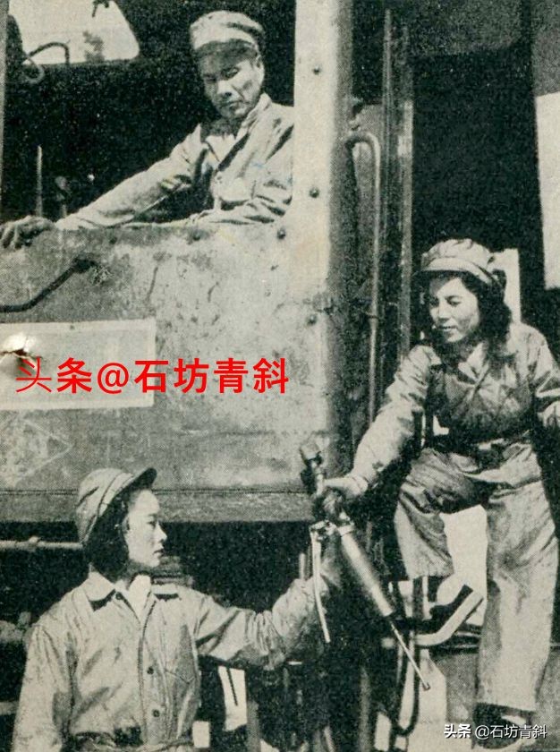 New China's first female train drivers Shu Xiuwen and Sun Daolin create ...