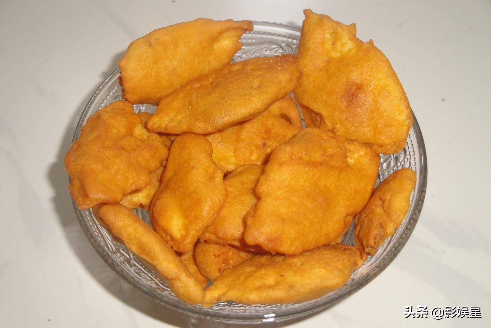 The magical bread tree, a tree that feeds a family, the fruit tastes ...