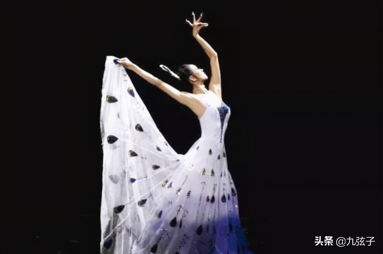Take out six ribs to stay in shape?What did Yang Liping, the queen of ...