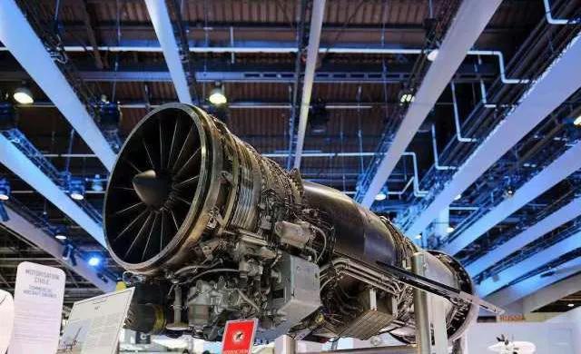 In order to board the aircraft carrier, the Gust M88 was forced out to ...