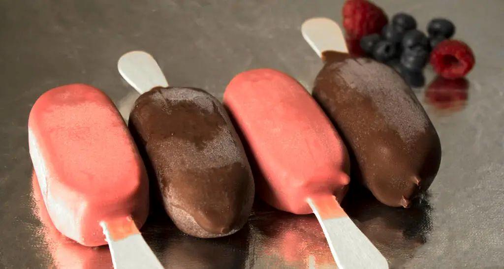 The foreign version has more milk, and the Chinese version has more ...