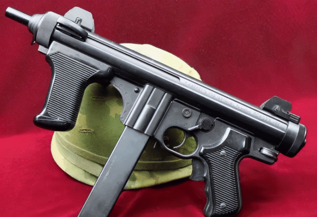 Beretta M12S submachine gun with very superior performance - iNEWS