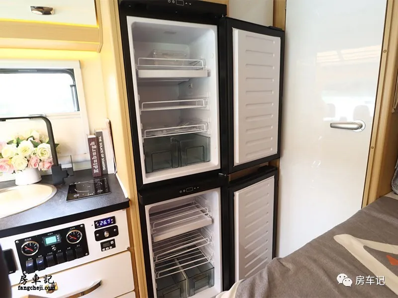 The considerate European style RV will give you a mobile home!Real shot ...