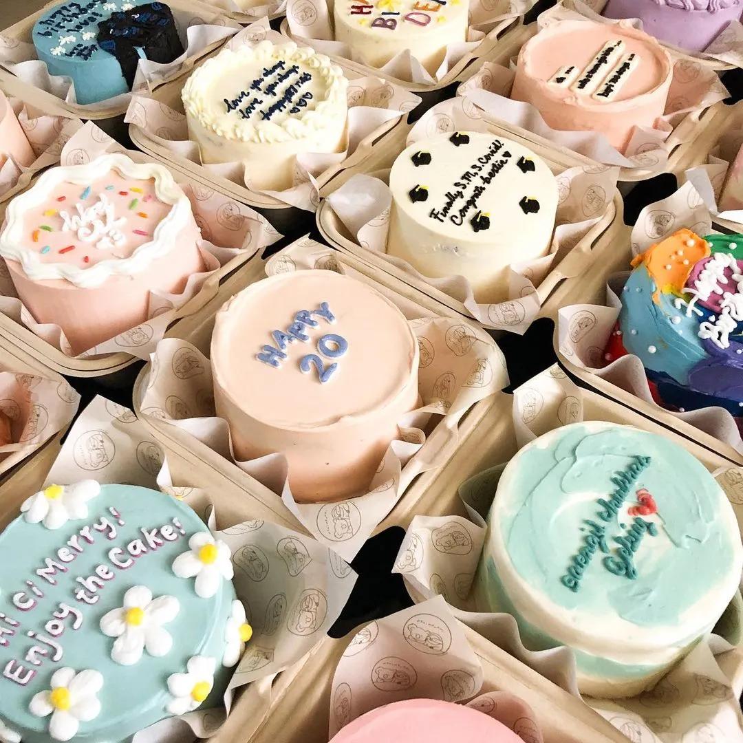 110 mini bento cakes, beautiful and creative, no wonder they sell ...