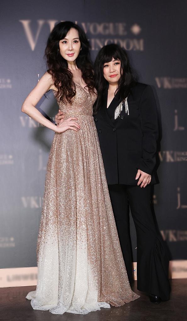 Twenty-two years later, some of the beauties in "Peerless Two Pride ...